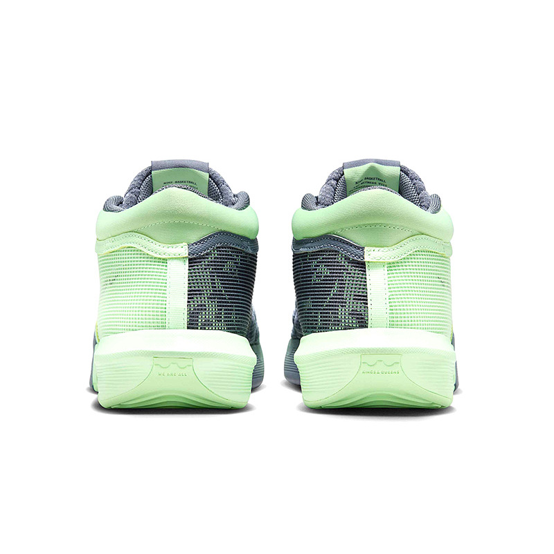 LeBron Witness 8 "Vapor Green" - manelsanchez.com
