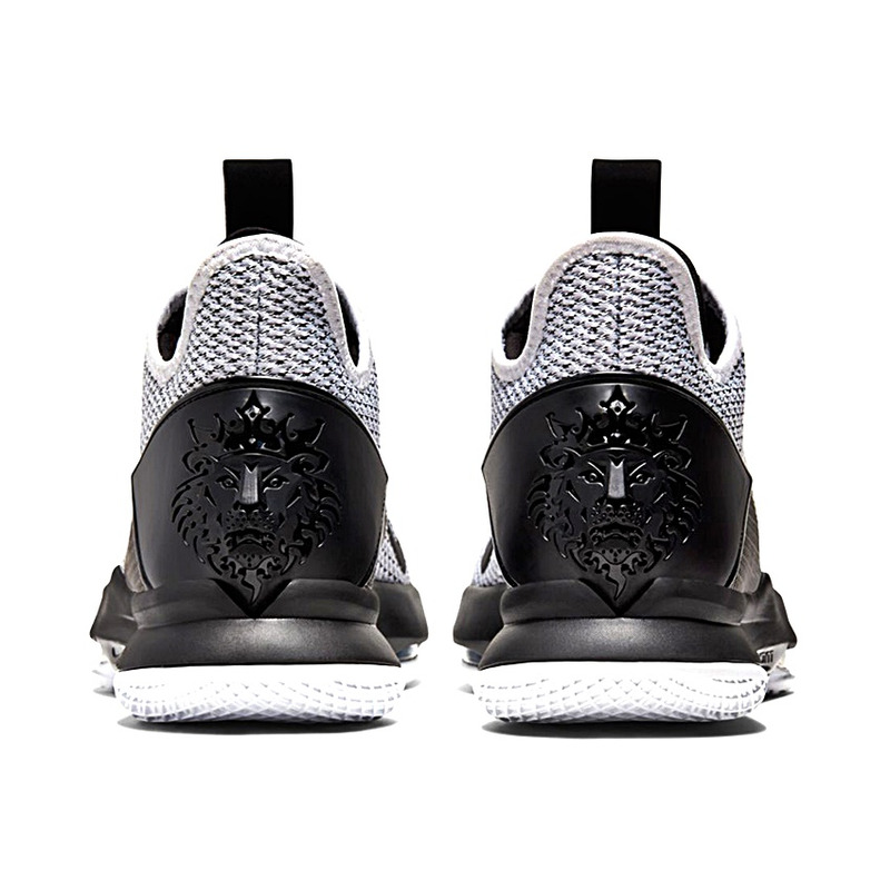 LeBron Witness IV "cookies and cream" - manelsanchez.com