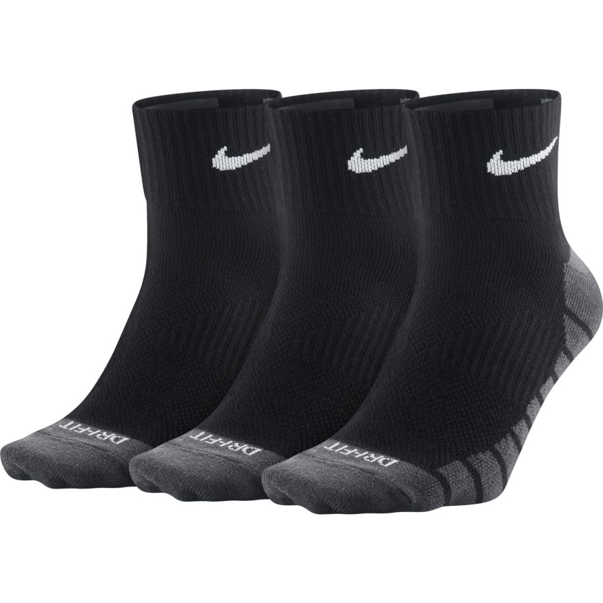 Nike Dry Lightweight Quarter Training Sock 3 Pair (010) Nike Dry Lightweight Quarter Training Sock 3 Pair (010)